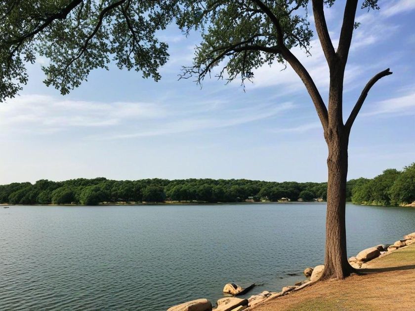 Explore 5 Top Spots to Visit at Grapevine Lake, TX!