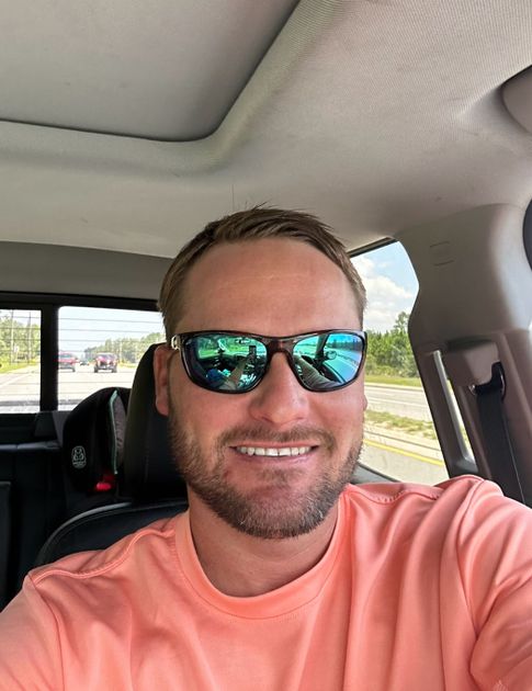 Introduce yourself to Captain Ashton Lewis, the sea expert!