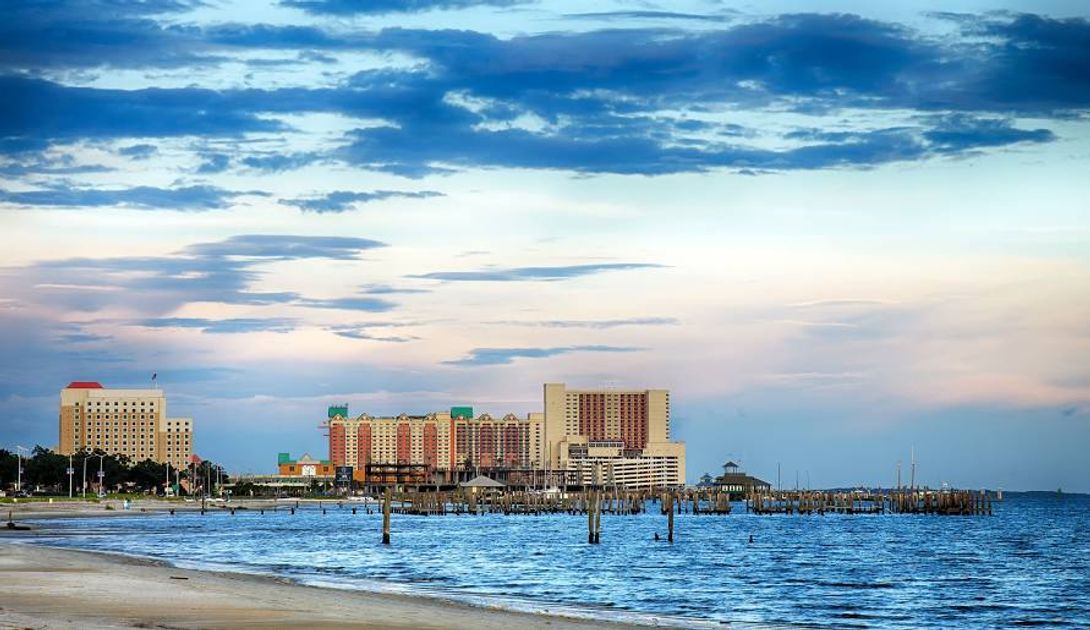 Discover Biloxi's Best: Unforgettable Activities & Attractions Aw