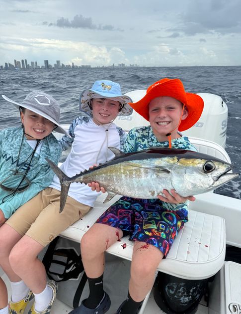 Miami Beach Fishing Charters Capture Picture-Perfect Moments!